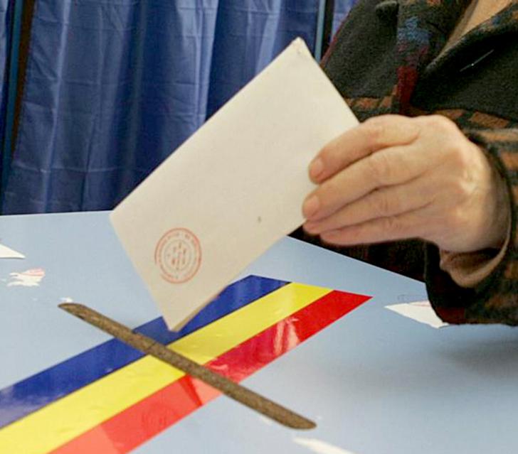 urna de vot alta | Striblea.ro