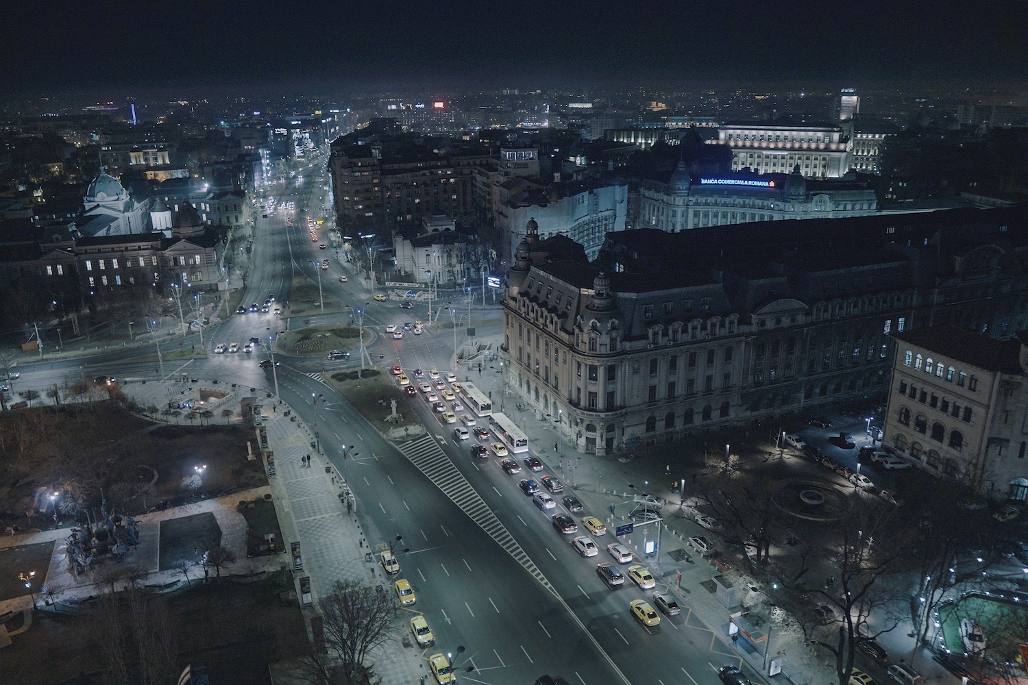 bucuresti noaptea edit | Striblea.ro