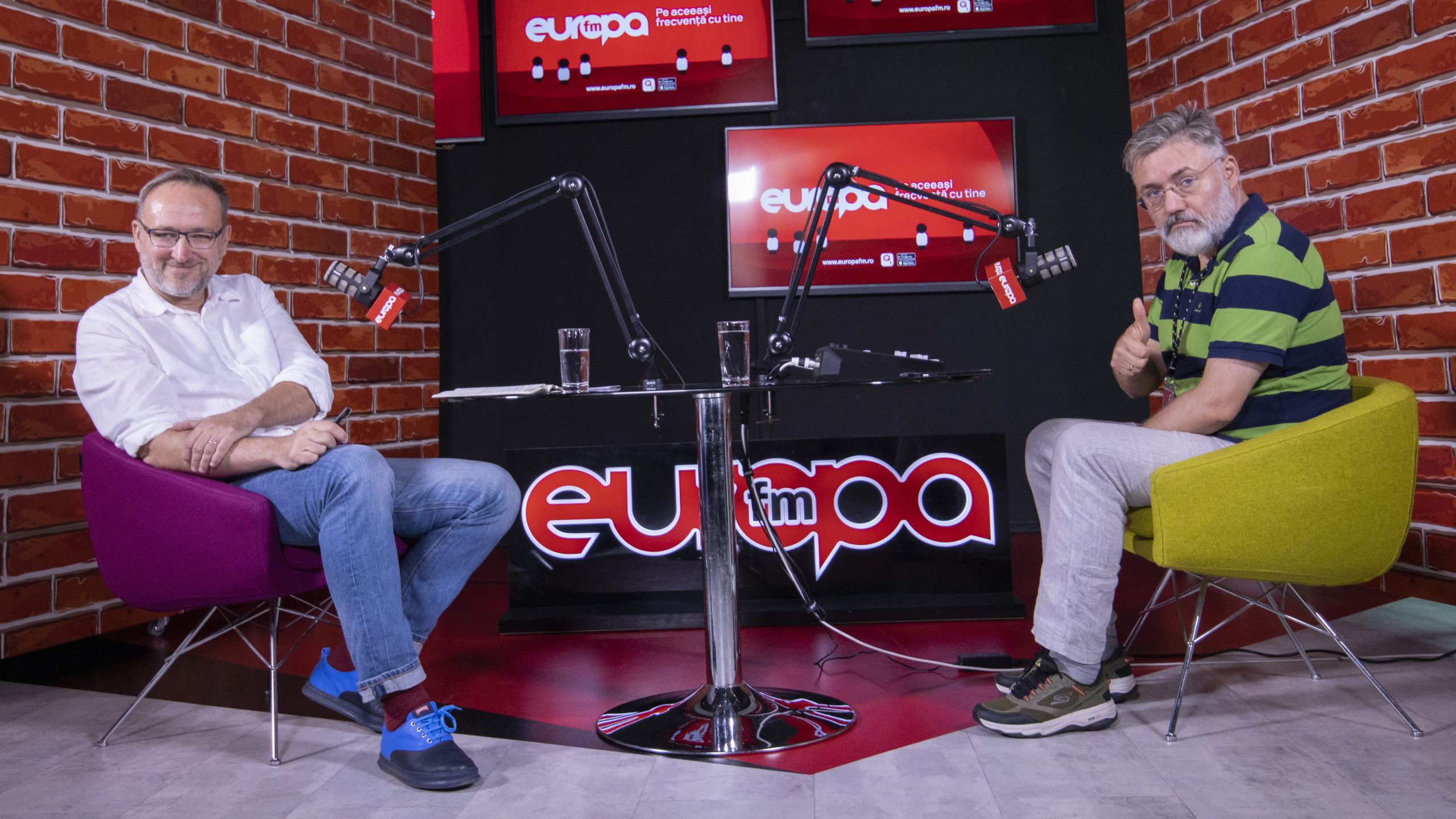 Out of the Box, episodul 7, sezon 3. România vrea cash | Striblea.ro
